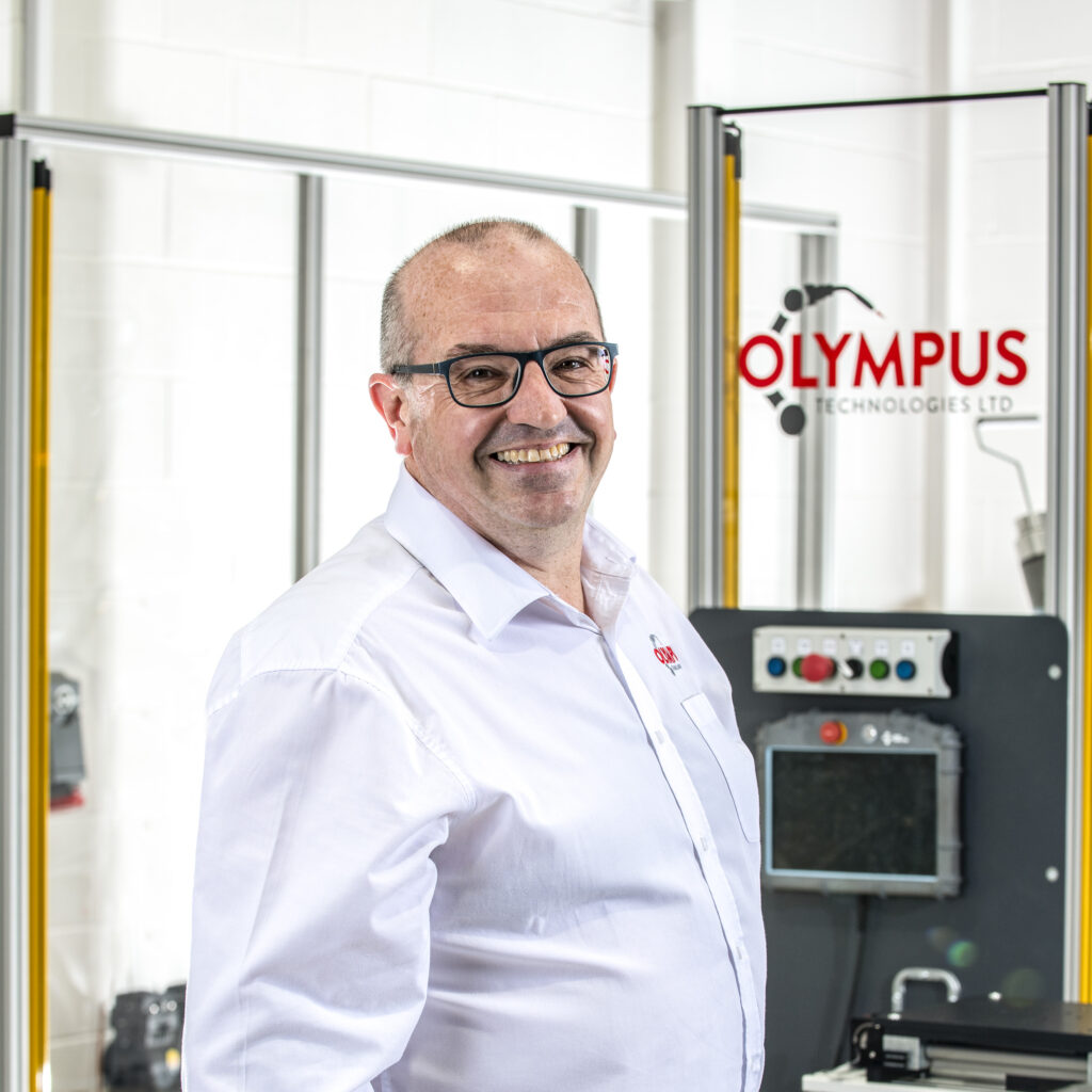 Boost Efficiency: Using Collaborative Robots for Adhesive and Sealant Applications