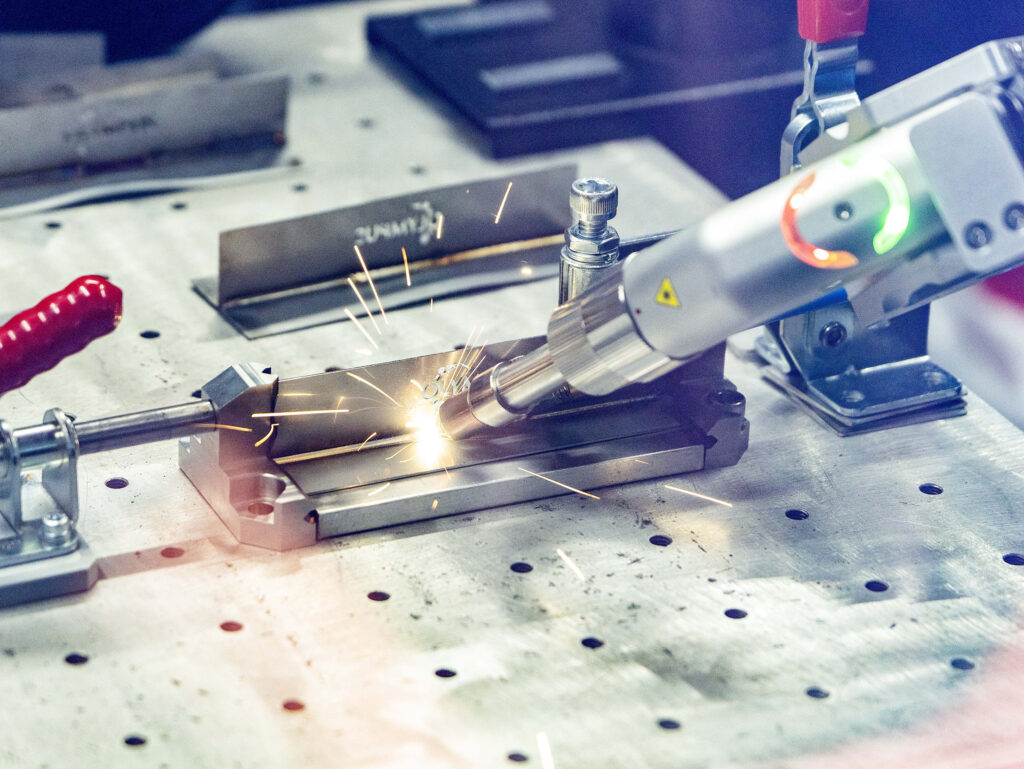 What is Cobotics and How is it Different from Robotics? A Clear Guide